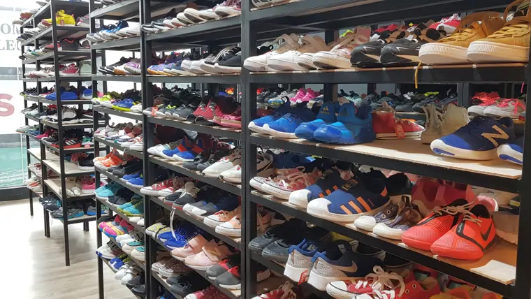 Thrift store JBR Bundle @ Subang USJ - Subang Jaya